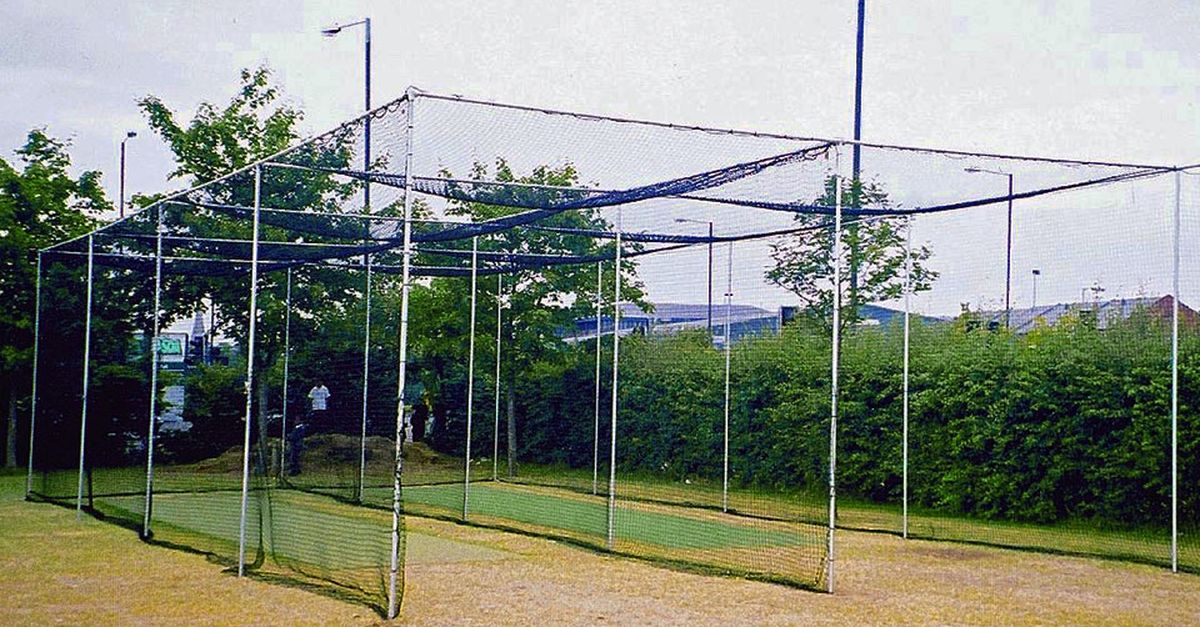 2 Bay Fixed Frame Cricket Cage & Net 18.32m(l) x 7.32m(w) - Huck