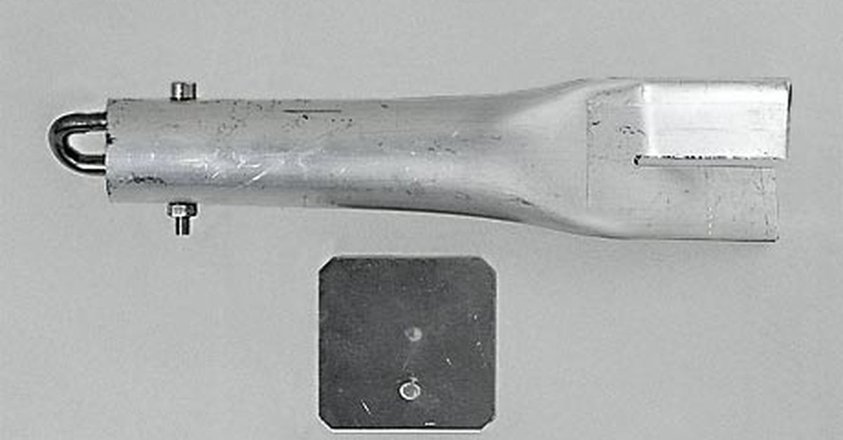 Aluminium ground sleeve - Huck