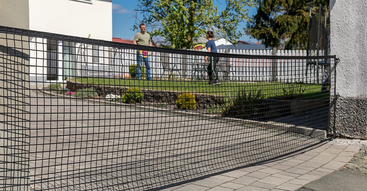 Temporary Driveway Barrier Nets | Custom Driveway Security Mesh - Huck