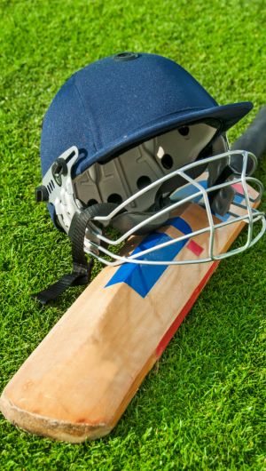 The Ultimate Beginner's Cricket Bat Size Guide! - Huck - Huck